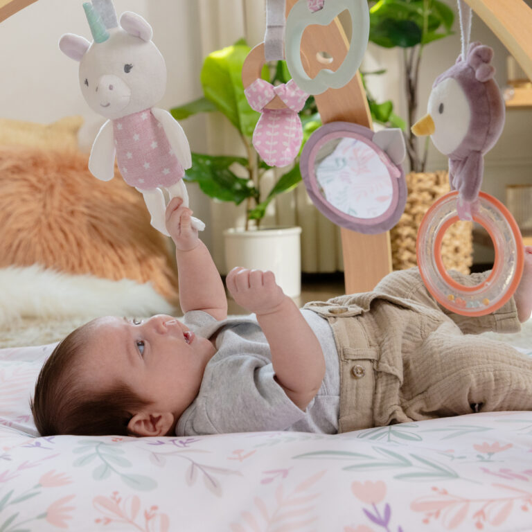 Ingenuity Cozy Activity Gym Cala | Grupo BabyStore